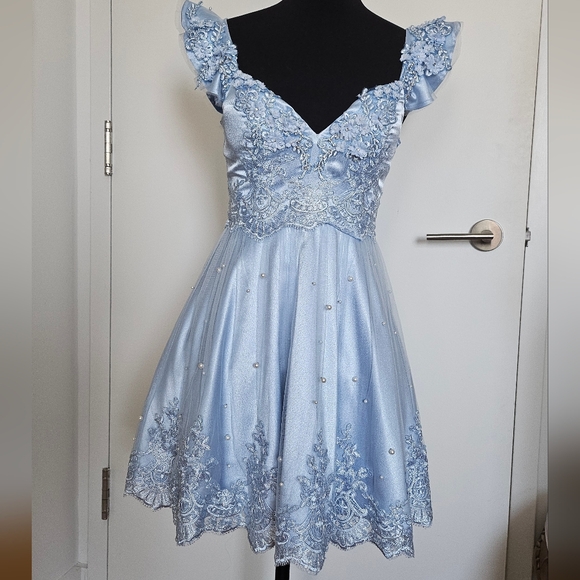 robe de fleurs | Dresses | Kyabajo Gyaru Light Blue Lace Sweetheart ...